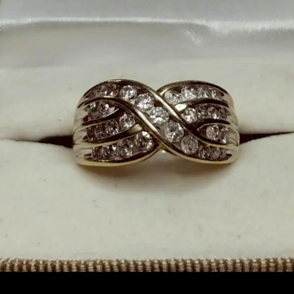 Jewelry | 1 Carat Diamond Ring 1k Gold | Poshmark